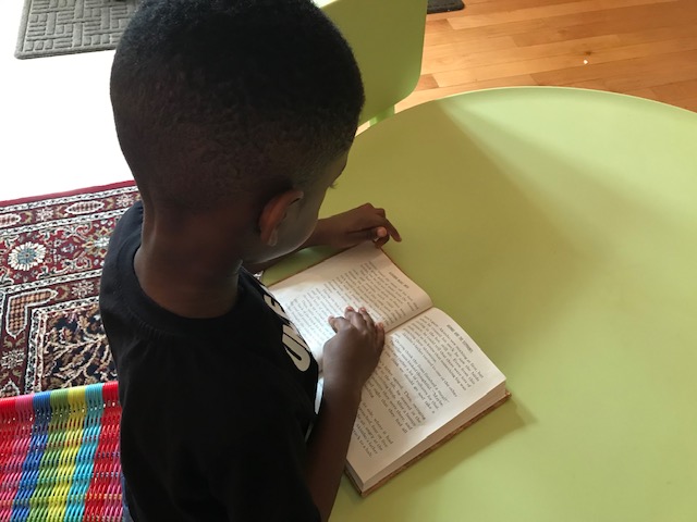 5 Fun Ways for Parents to Encourage Kids to Read During Summer